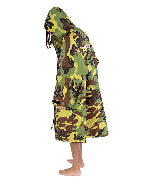 Dryrobe Advance Long Sleeve Adult Robe - Camouflage Pink | Simply Swim ...